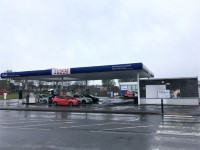 Tesco Falkirk Superstore Petrol Station | AccessAble