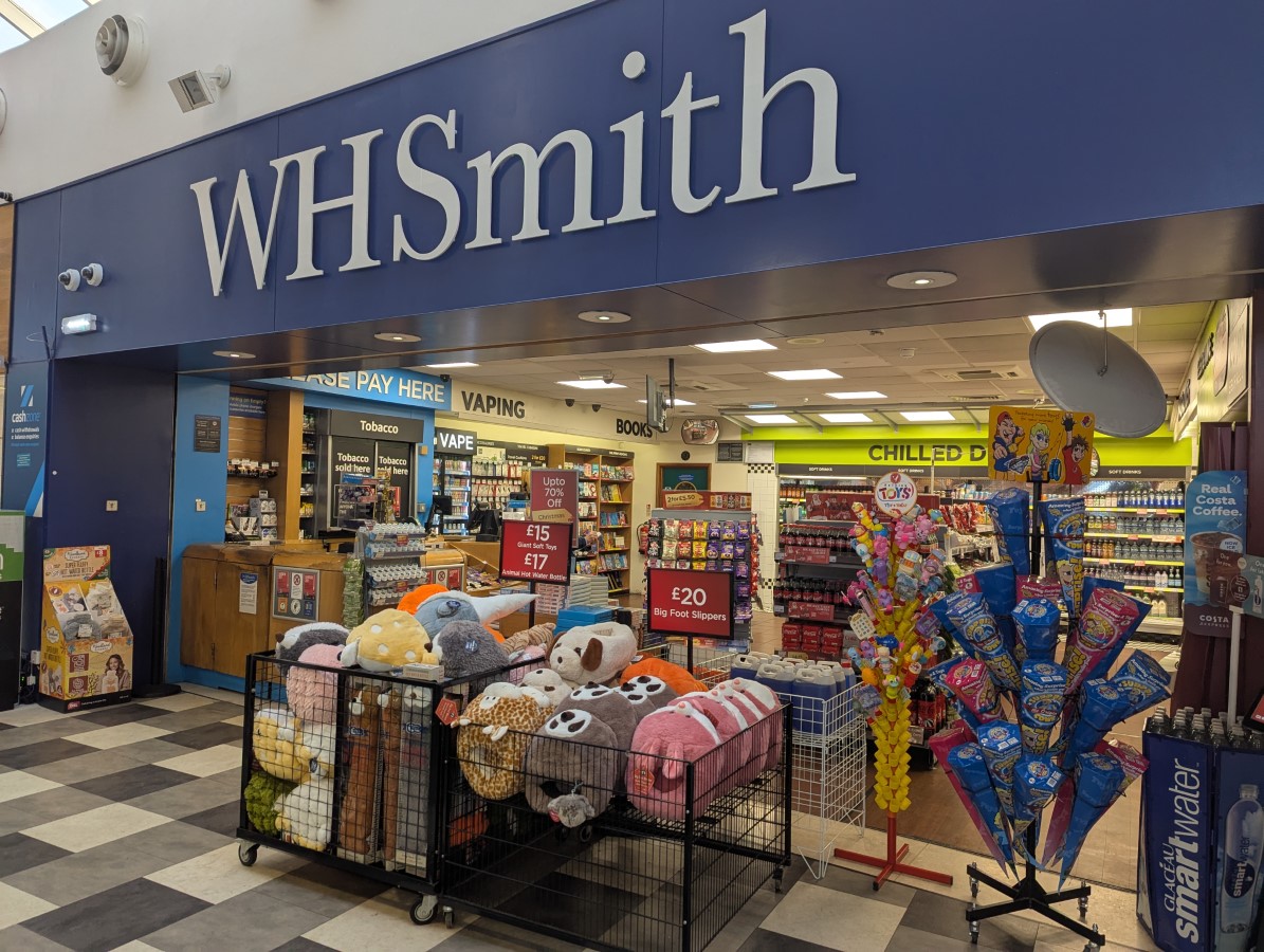 WHSmith - M4 - Heston Services - Eastbound - Moto | AccessAble