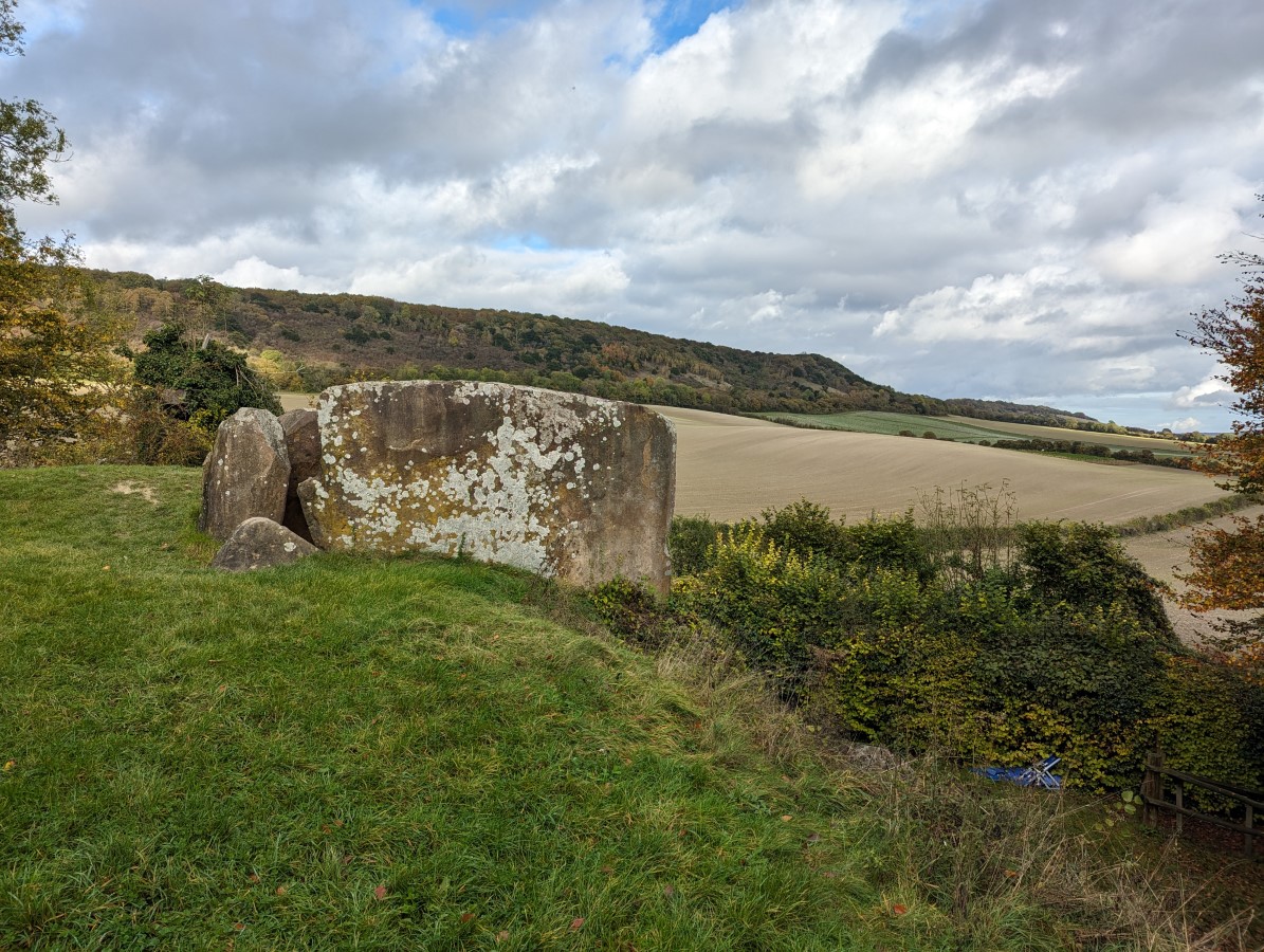 Coldrum Long Barrow - National Trust | AccessAble