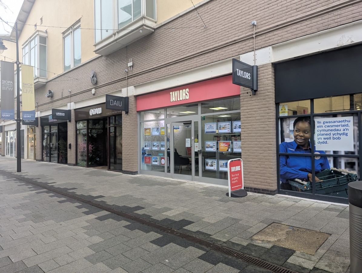 Taylors - Cardiff Bay | AccessAble