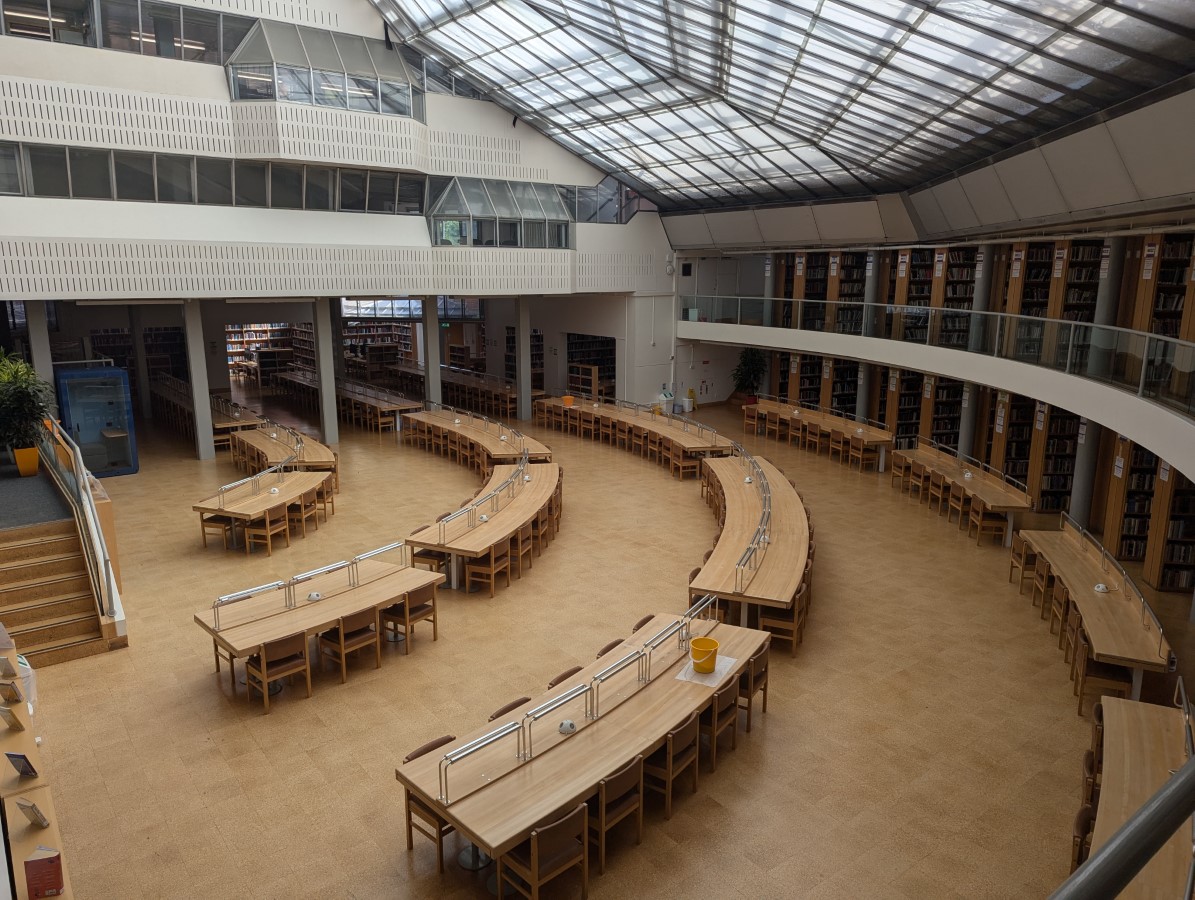 Seeley Library | AccessAble