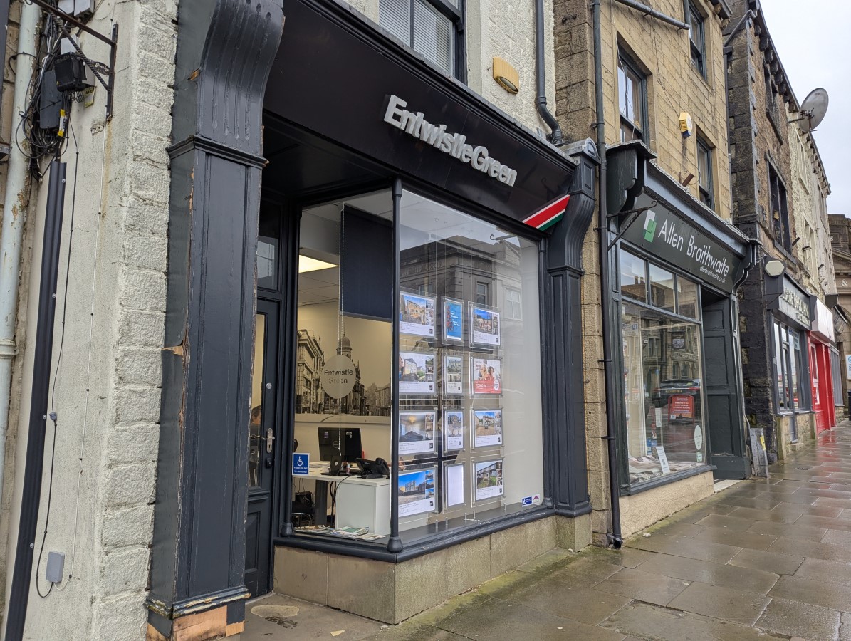 Entwistle Green - Colne | AccessAble