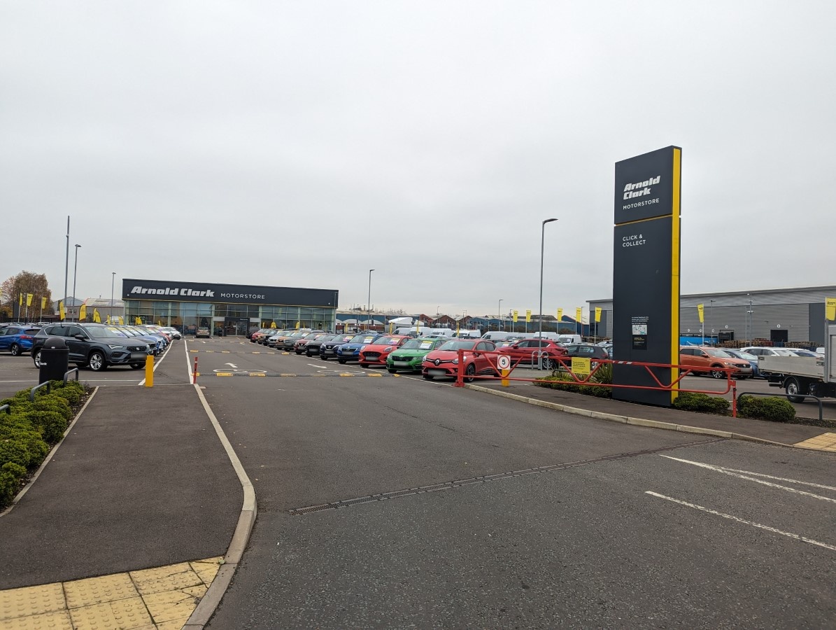 Arnold Clark Wolverhampton Motorstore | AccessAble