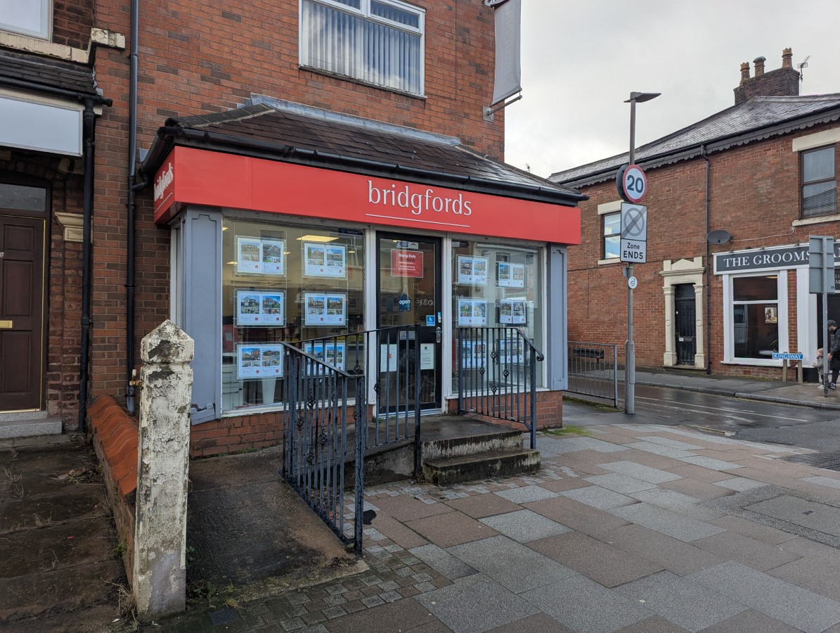 Bridgfords - Bamber Bridge | AccessAble
