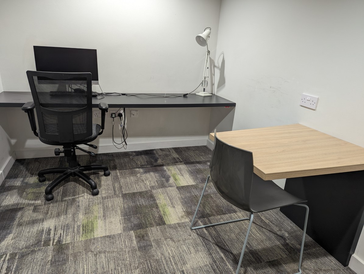 F1 - Appointment Room 1 - Open Access Study | AccessAble