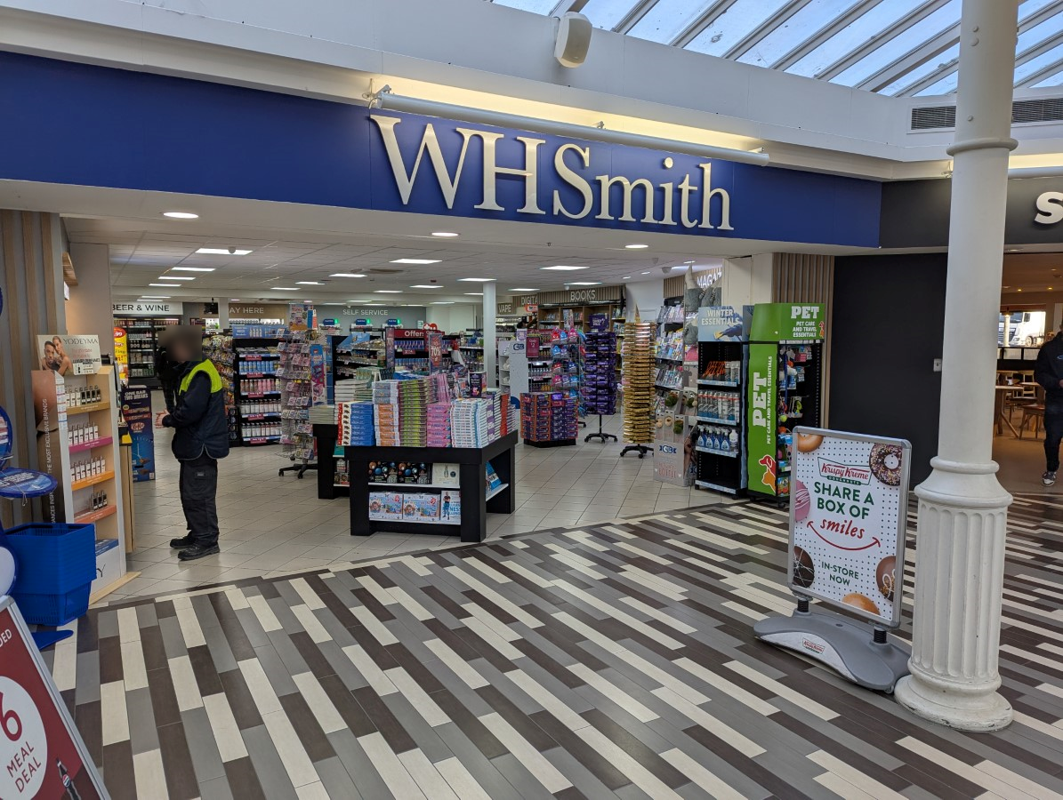 WHSmith - M40 - Warwick Services - Northbound - Welcome Break | AccessAble