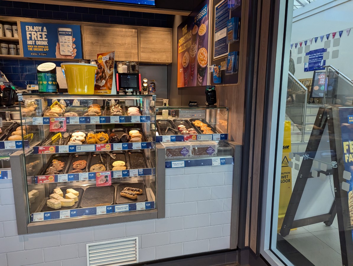 Greggs - M62 - Birch Services - Eastbound - Moto | AccessAble