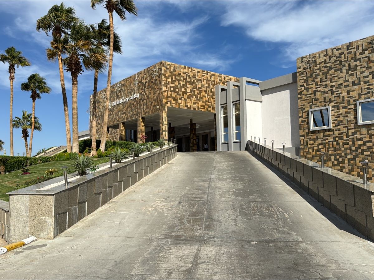 TUI BLUE Crystal Bay Resort | AccessAble