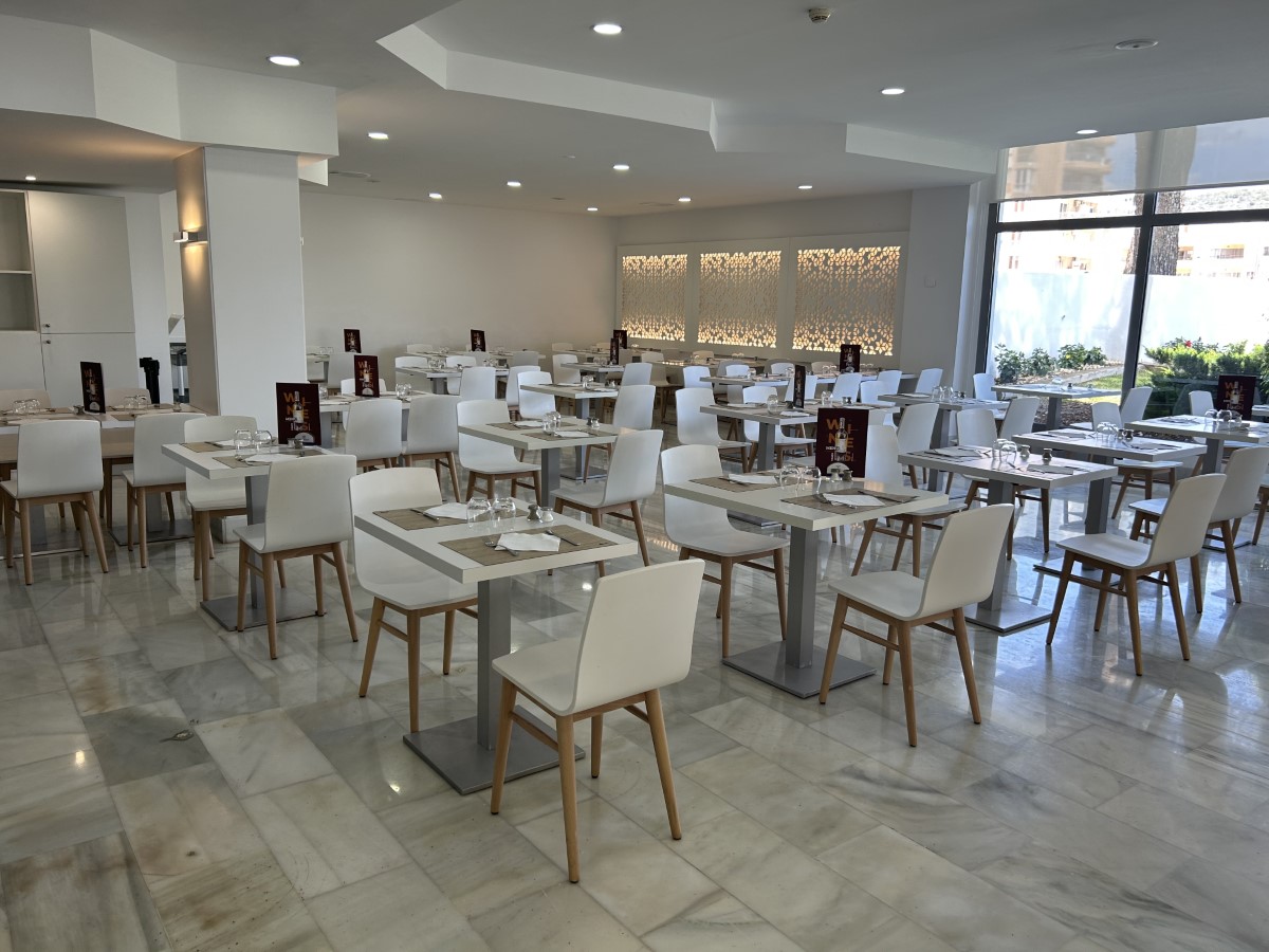Globales Santa Lucia - The Buffet Restaurant | AccessAble