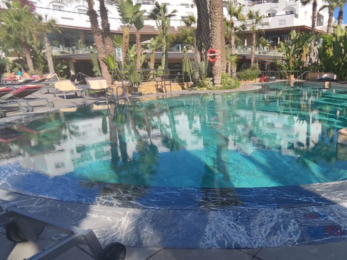 TUI BLUE Riu Tikida Beach - Swimming Pools | AccessAble