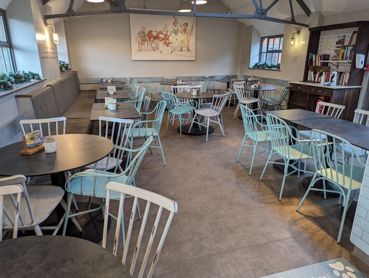 Greys Court - Cowshed Tea-room | AccessAble
