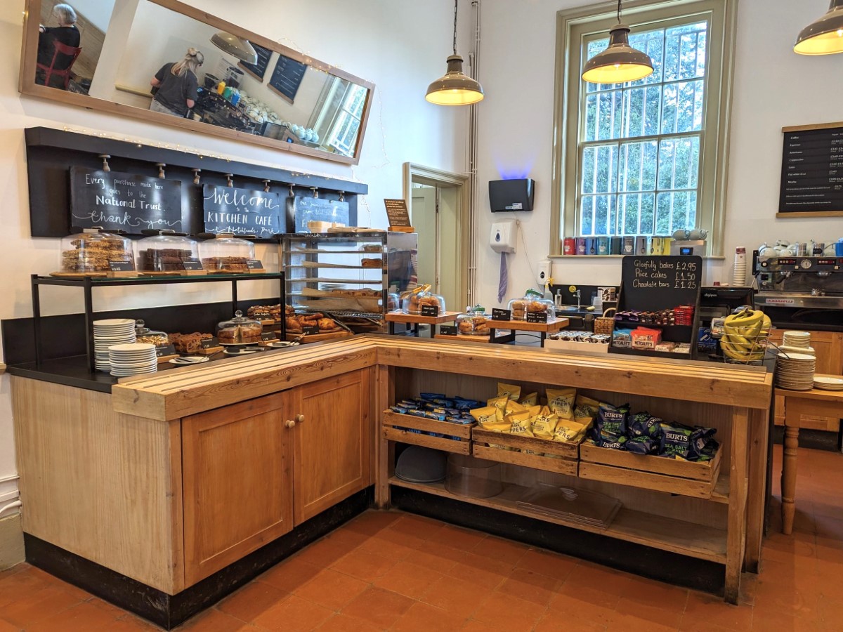 Hatchlands Park - Kitchen Café | AccessAble