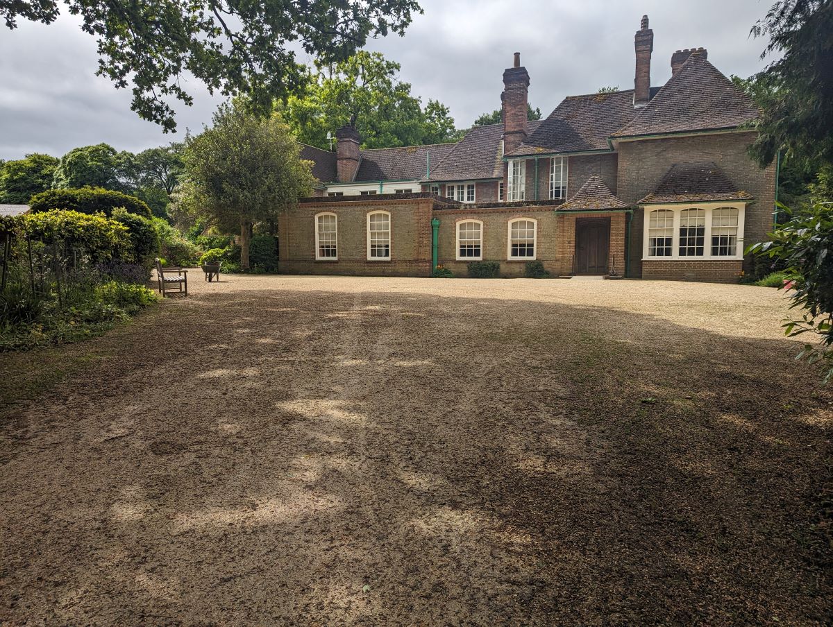 Nuffield Place - House and Garden - National Trust | AccessAble