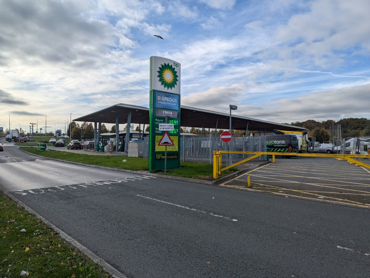 BP Petrol Station - A1(M) - Wetherby Services - Moto | AccessAble