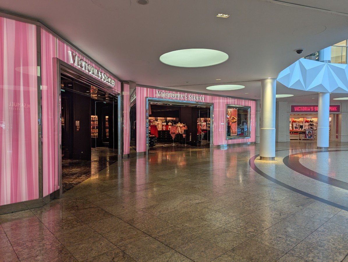 Victoria's Secret and Victoria's Secret PINK, Meadowhall, Sheffield ...