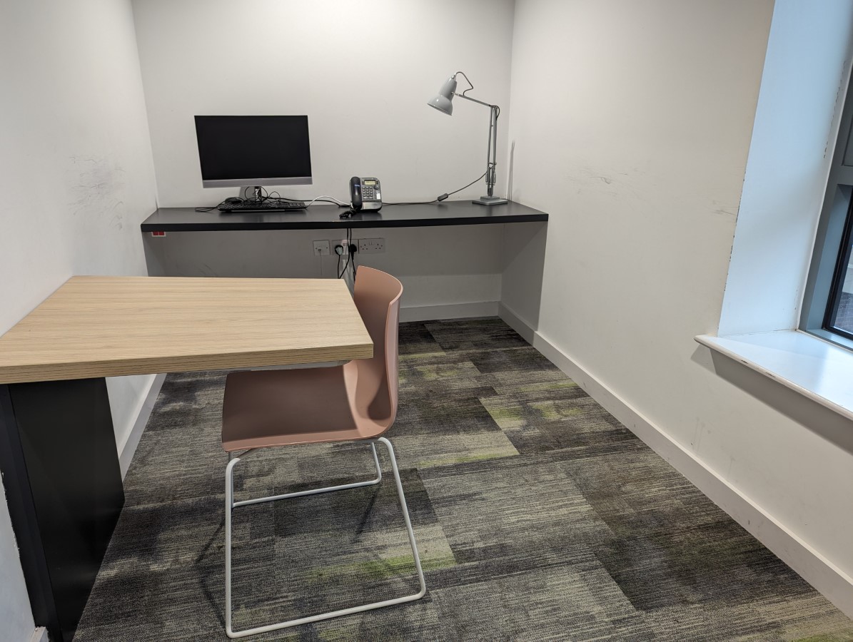 F10 - Appointment Room 10 - Open Access Study | AccessAble