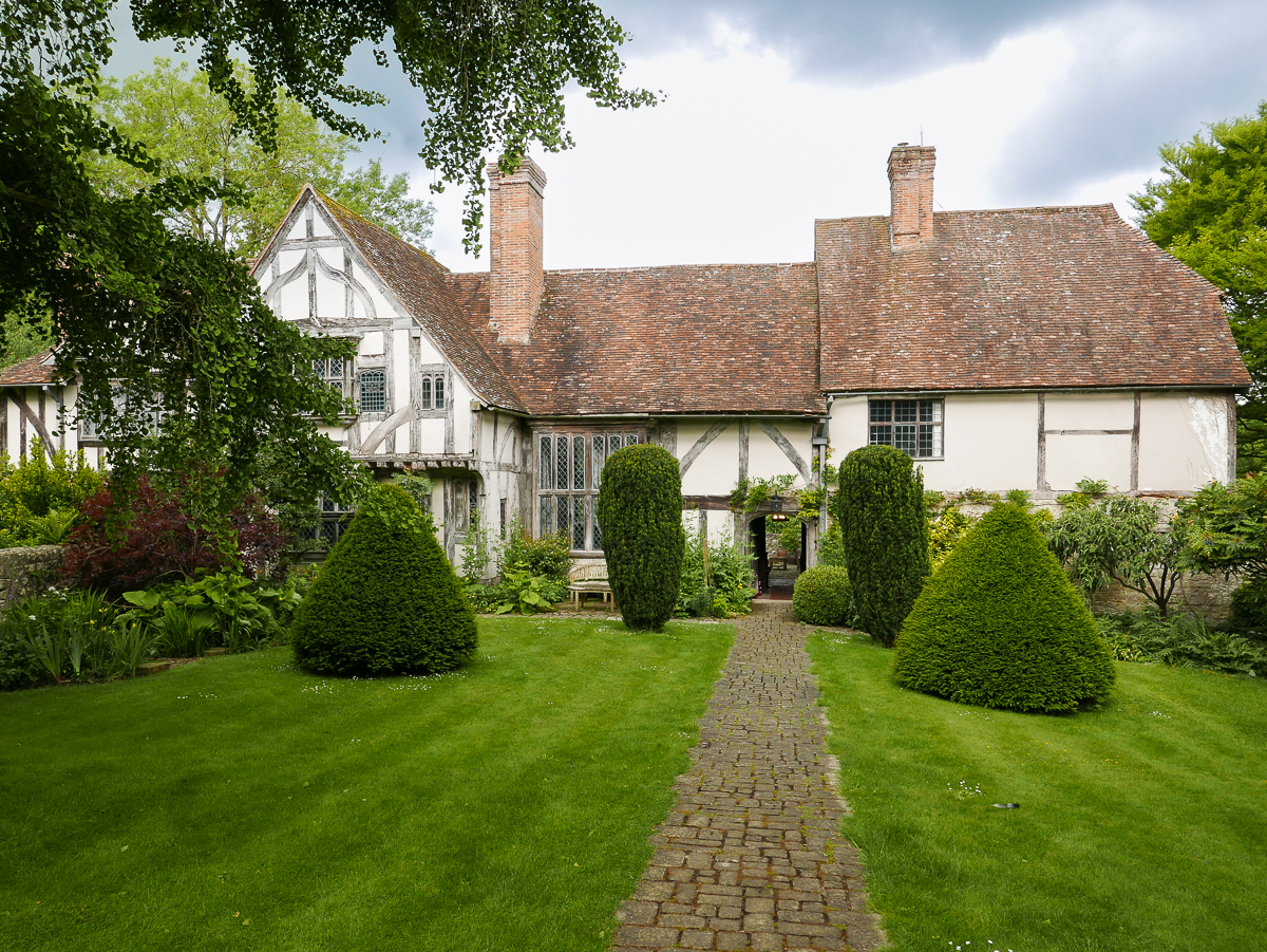 Stoneacre - National Trust | AccessAble