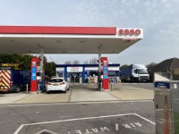 Tesco Durrington Esso Express | AccessAble