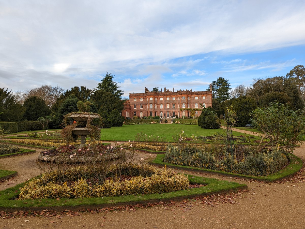 Hughenden - Parterre and Pleasure Grounds | AccessAble