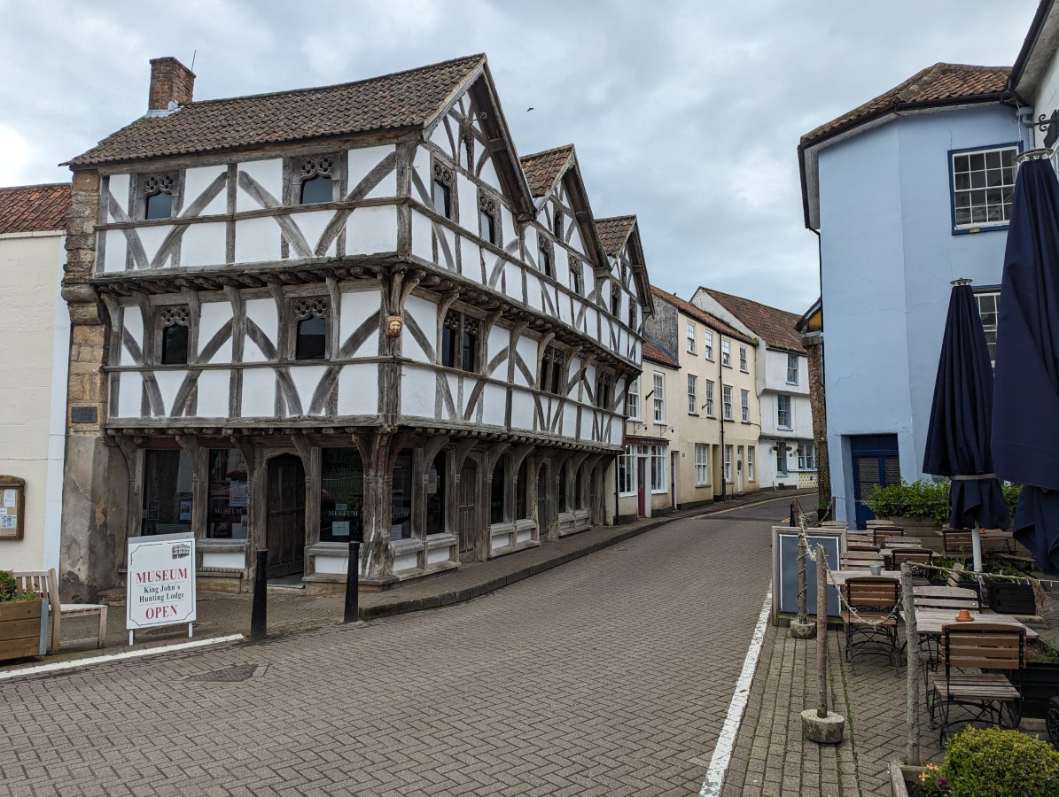 King John's Hunting Lodge - Lodge - National Trust | AccessAble
