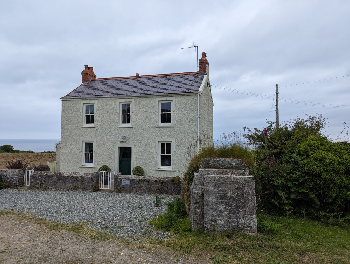 Castell Farmhouse - National Trust | AccessAble