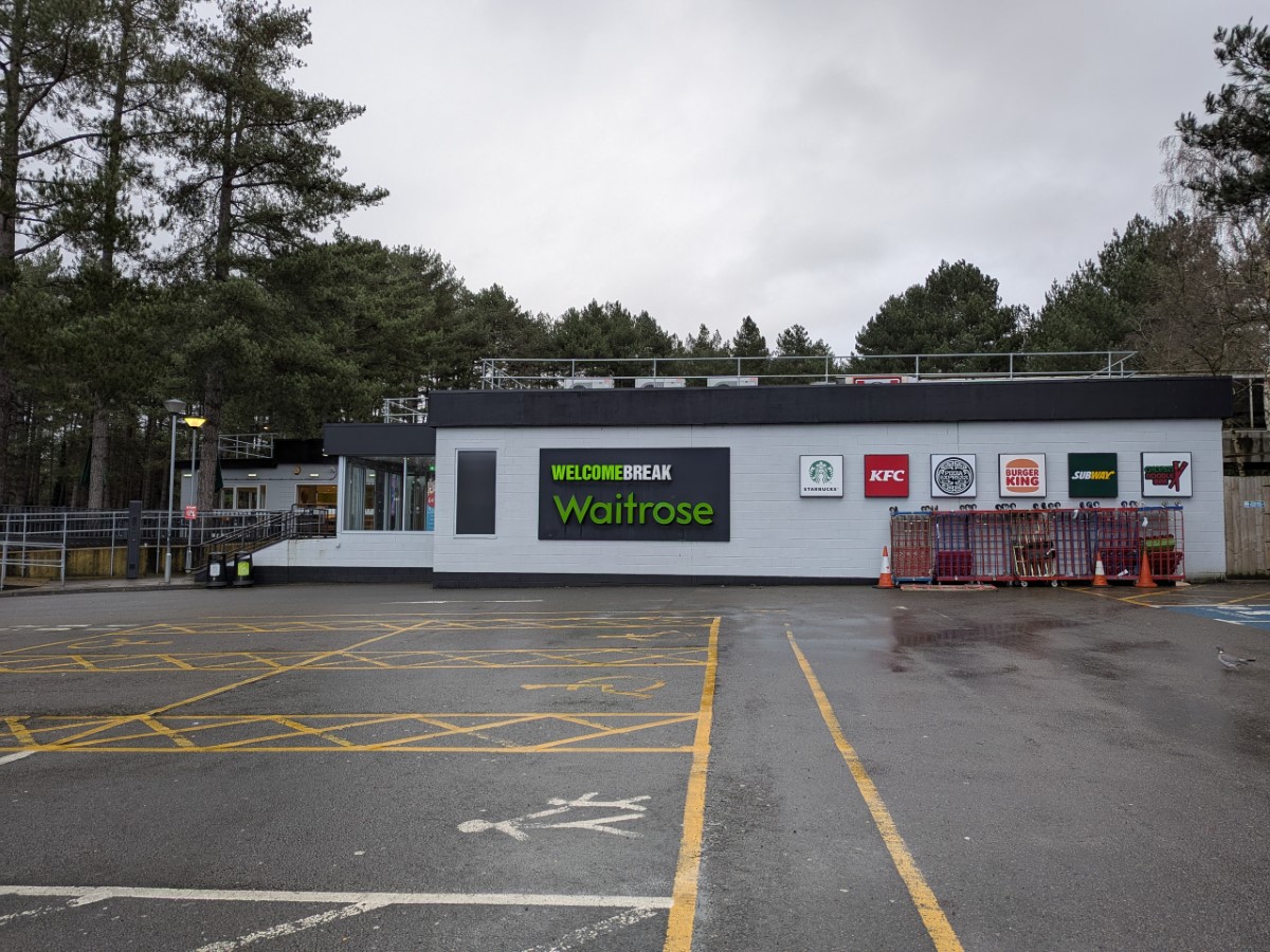 M3 - Fleet Services - Northbound - Welcome Break | AccessAble