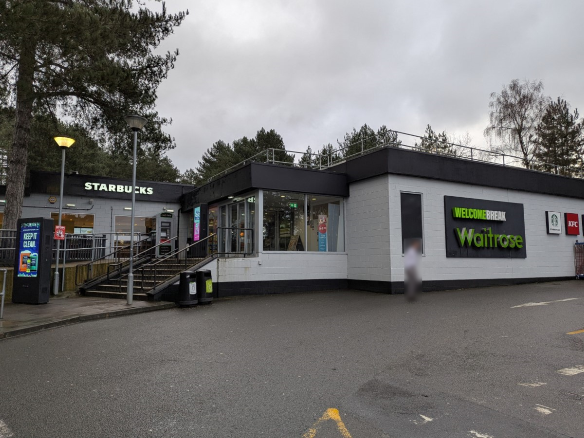 M3 - Fleet Services - Northbound - Welcome Break | AccessAble