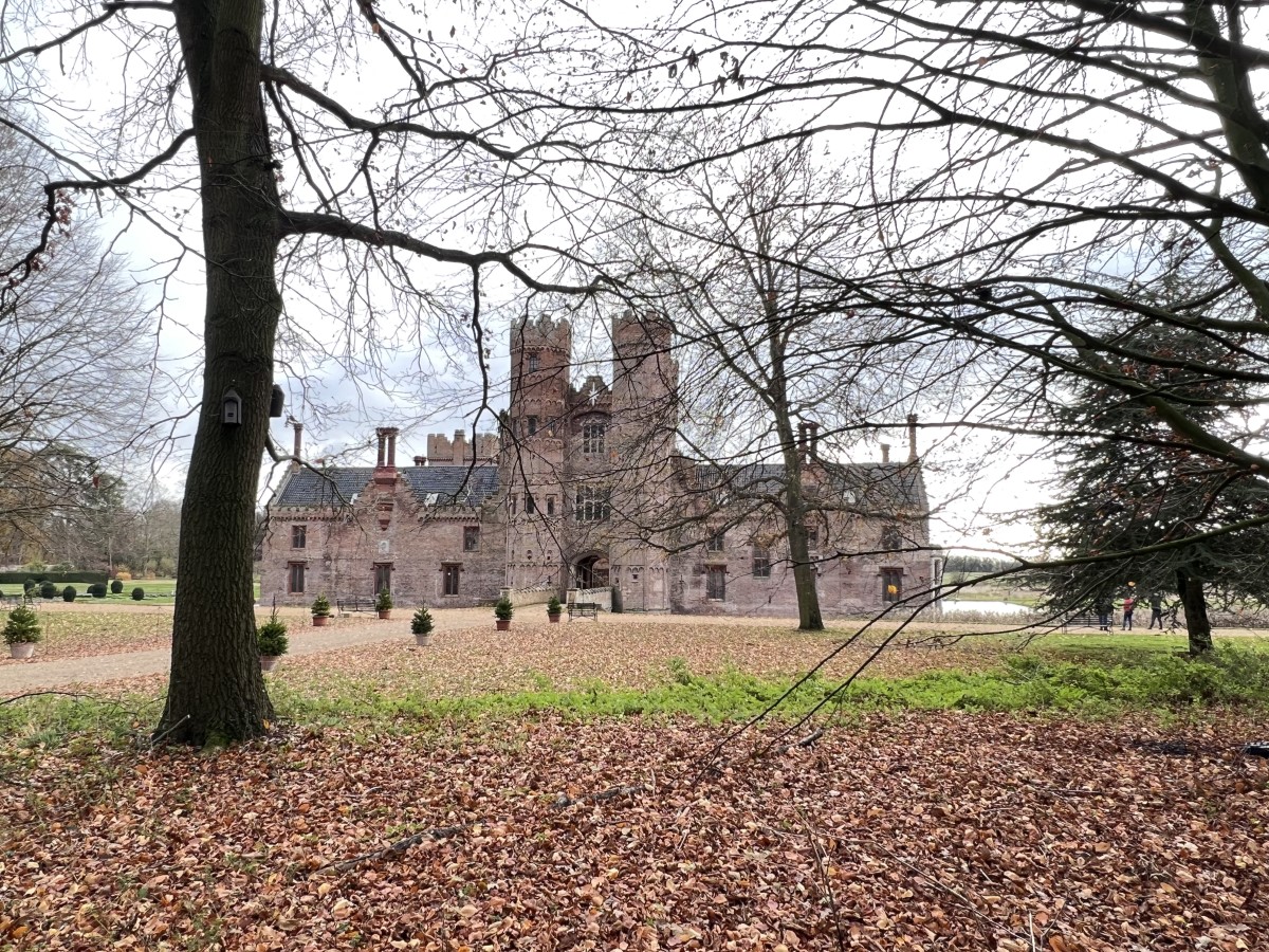 Oxburgh Estate - Outdoor Spaces | AccessAble