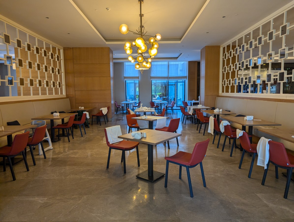 Trendy Lara - Trendy Main Restaurant | AccessAble