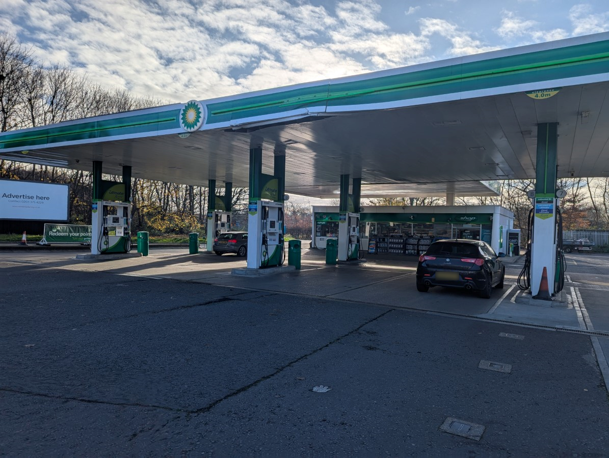 M4 - Heston Services - Eastbound - Moto | AccessAble