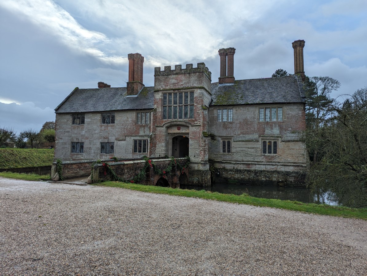Baddesley Clinton - The Great Lake | AccessAble