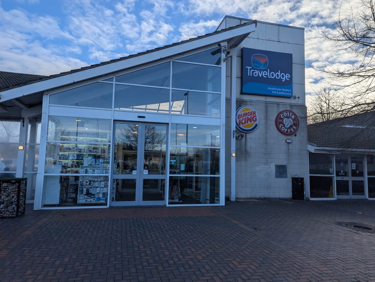M4 - Heston Services - Eastbound - Moto | AccessAble