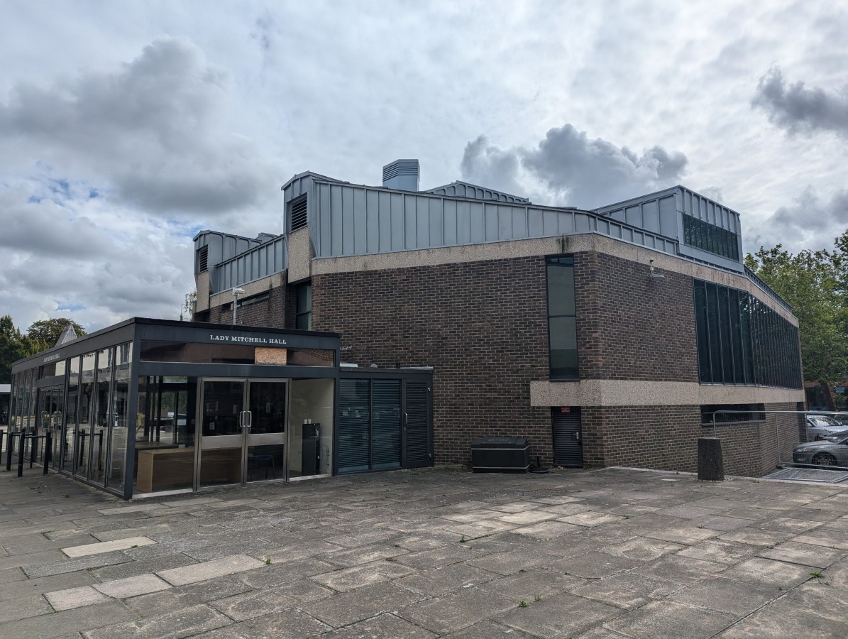 Lady Mitchell Hall | AccessAble
