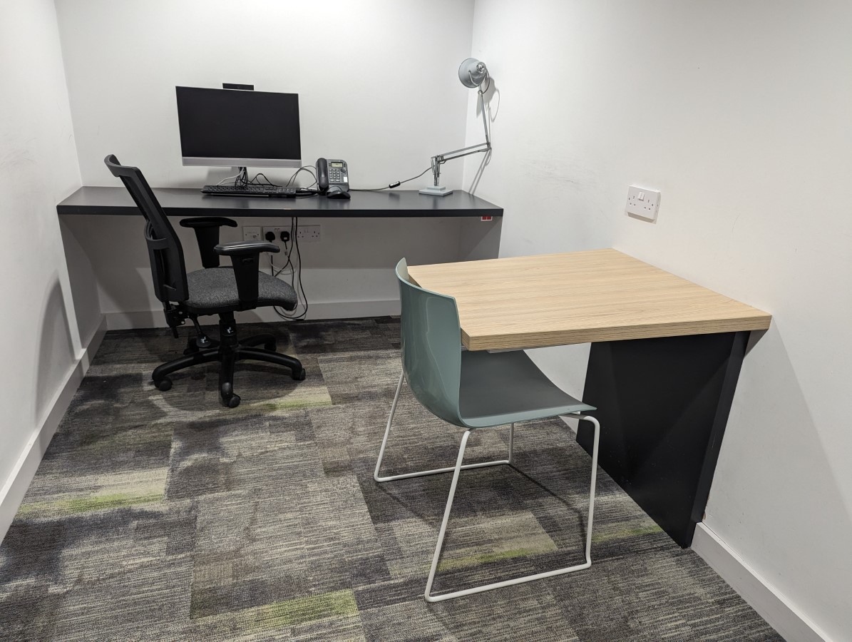 F7 - Appointment Room 7 - Open Access Study | AccessAble