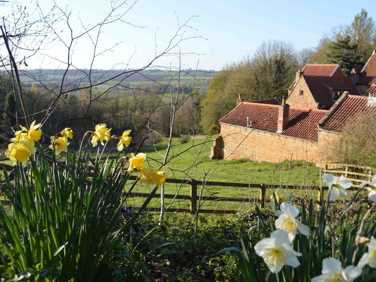 Heath Farm Holiday Cottages - Chestnut Cottage | AccessAble