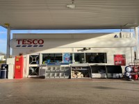 Tesco Chesterfield Clowne Superstore Petrol Station | AccessAble