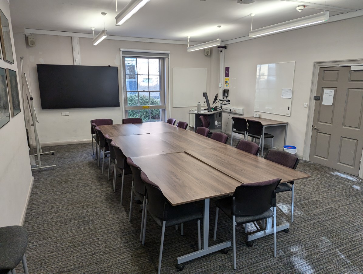 HS110 - Teaching Room | AccessAble