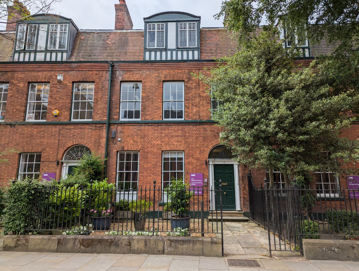 Lee Kai Hung Building - 178 Waterloo Place | AccessAble