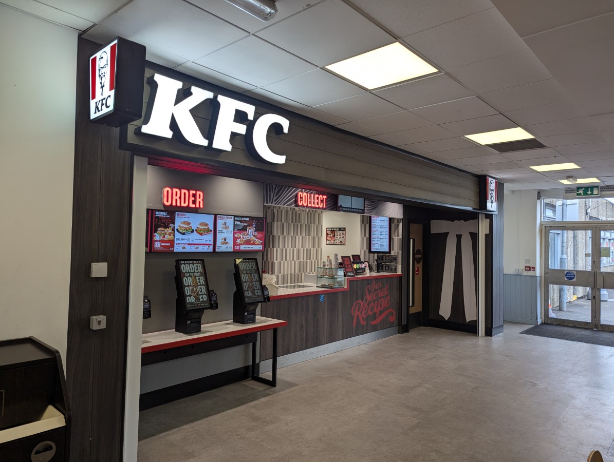 KFC - M5 - Frankley Services - Northbound - Moto | AccessAble