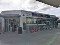 Tesco Perth Road Express | AccessAble