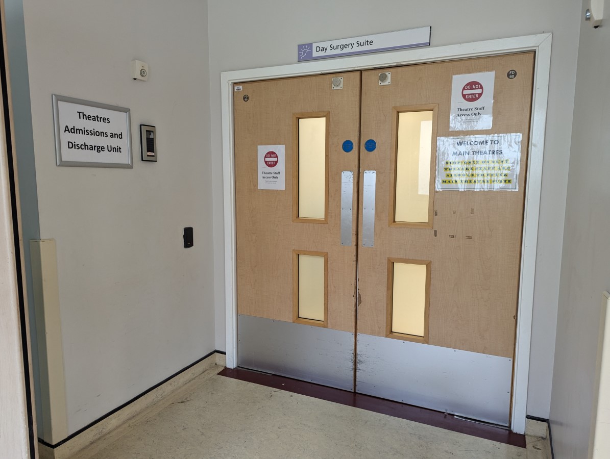 Theatres Admissions and Discharge Unit | AccessAble