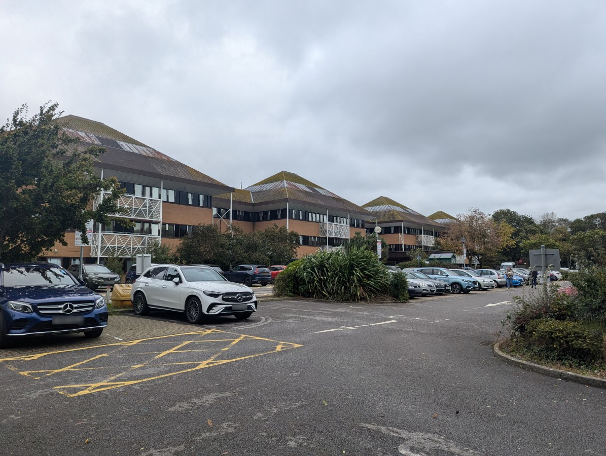 Parking at Weston General Hospital | AccessAble