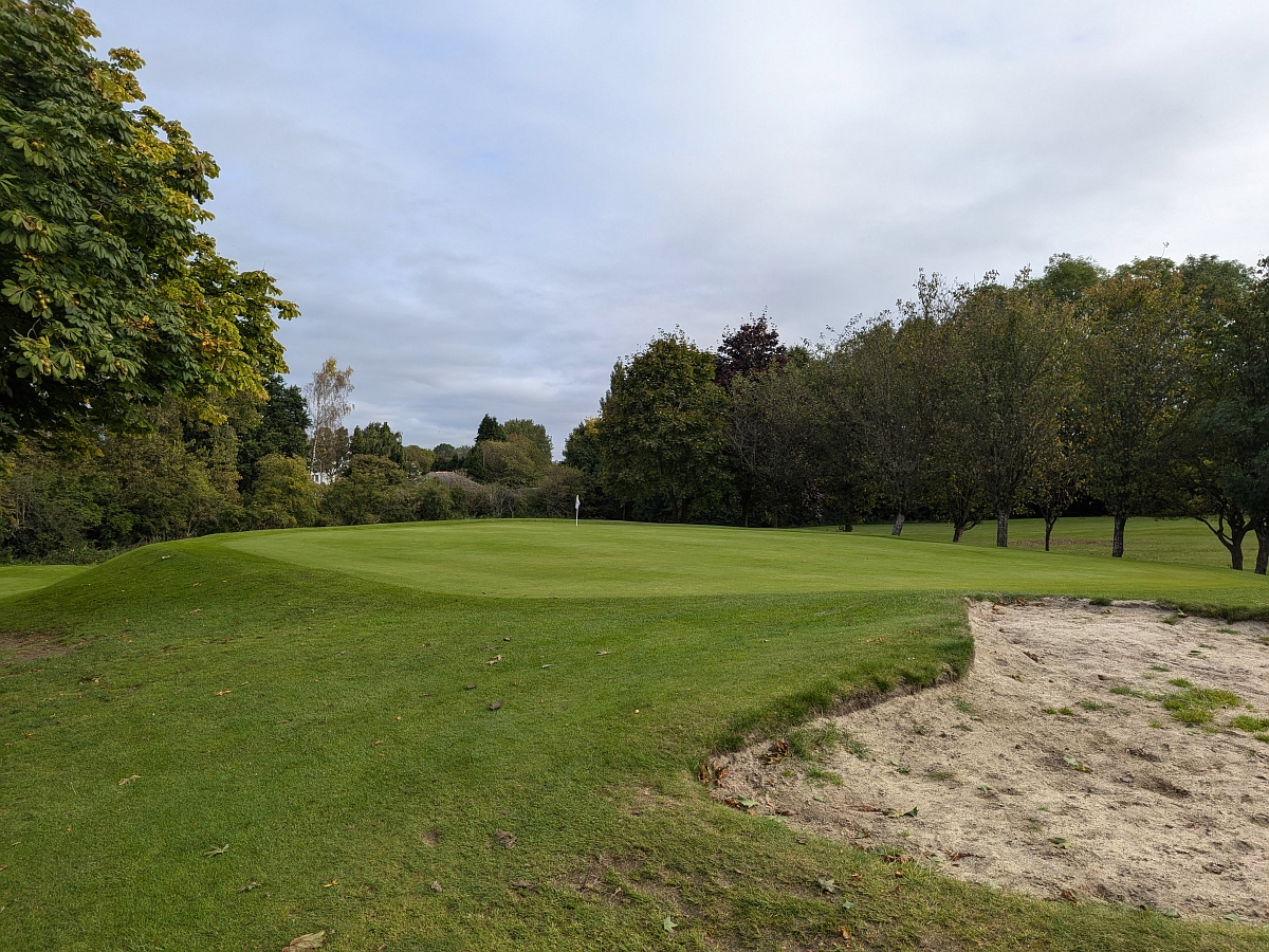 Knightswood Golf Course | AccessAble