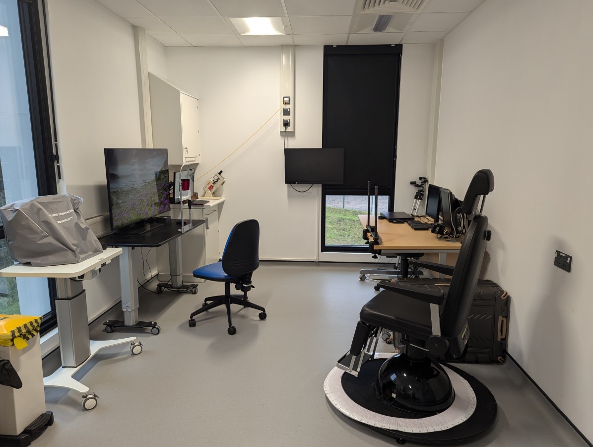 Royal Eye Infirmary - Children and Young Persons Outpatient Department ...