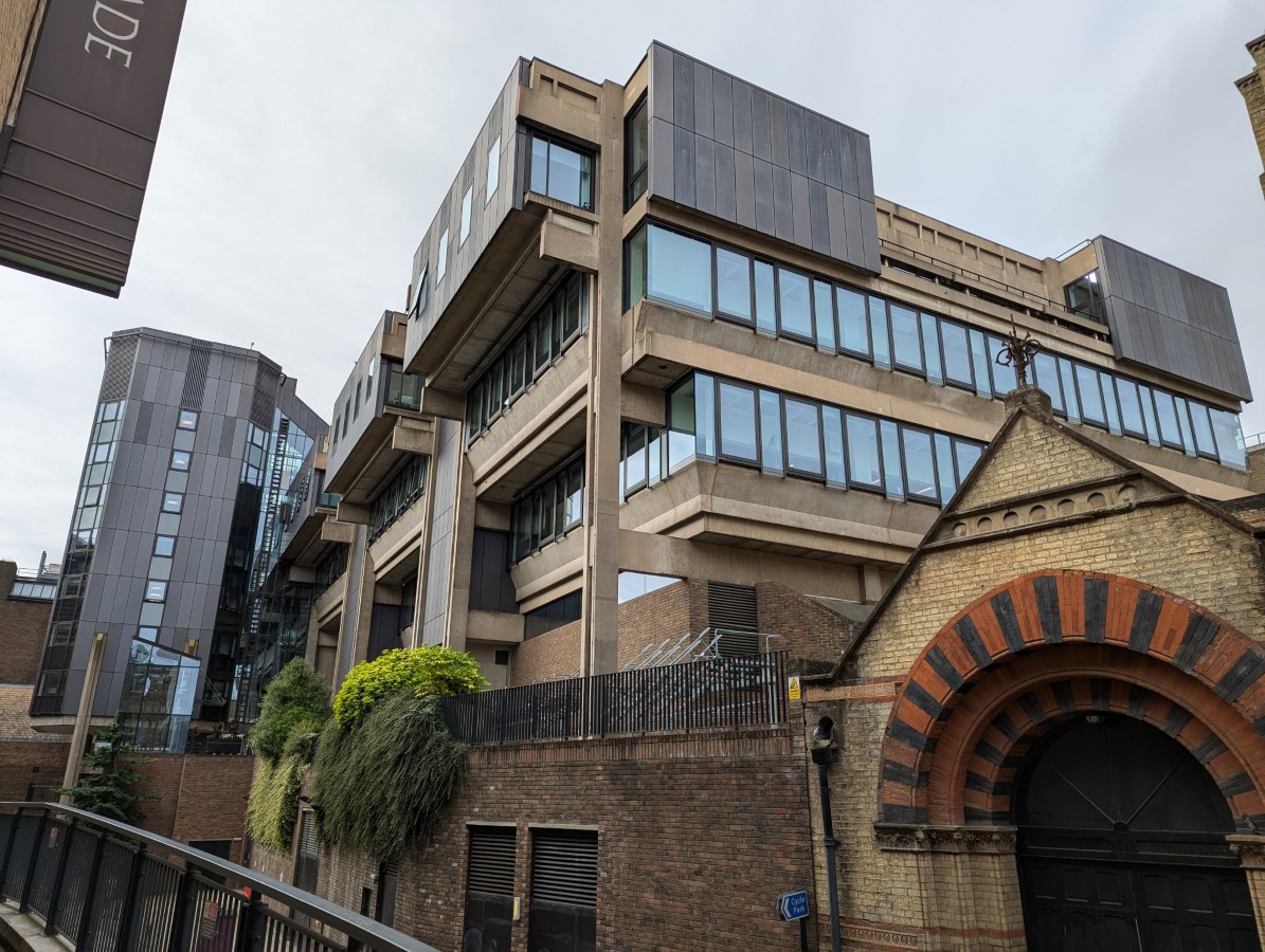 Babbage Lecture Theatre (David Attenborough Building) | AccessAble