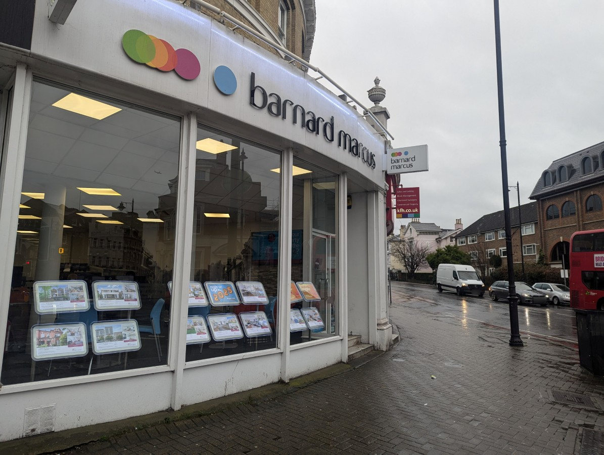 Barnard Marcus - Putney Upper | AccessAble