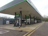 Shell Petrol Station - M4 - Membury Services - Eastbound - Welcome ...