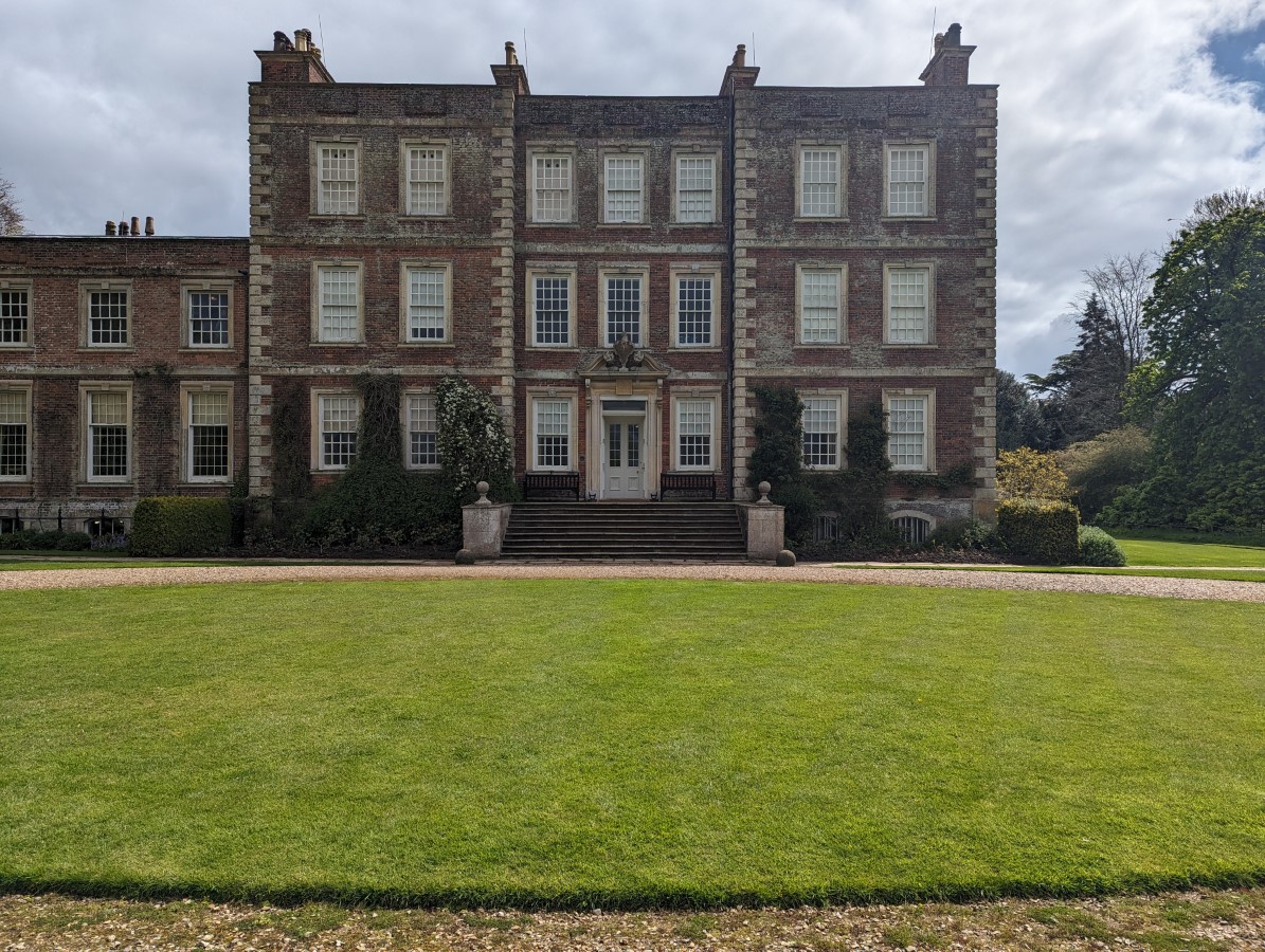 Gunby Estate, Hall and Gardens - House | AccessAble