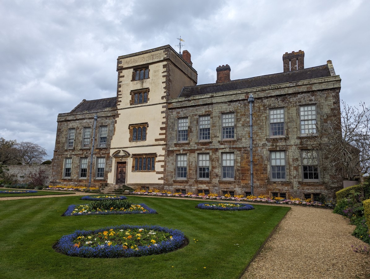 Canons Ashby - House | AccessAble