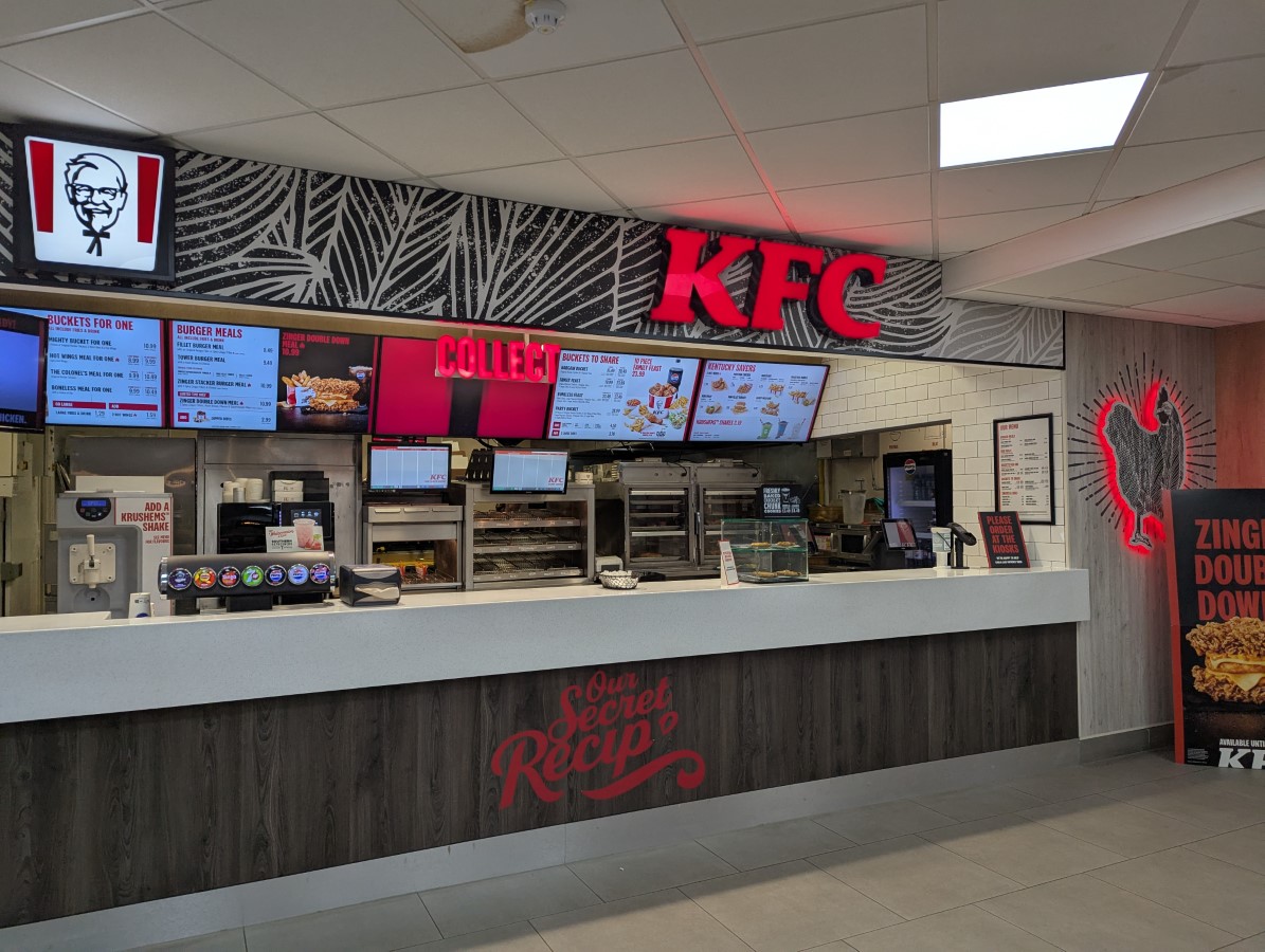 KFC - M1 - Woodall Services - Northbound - Welcome Break | AccessAble